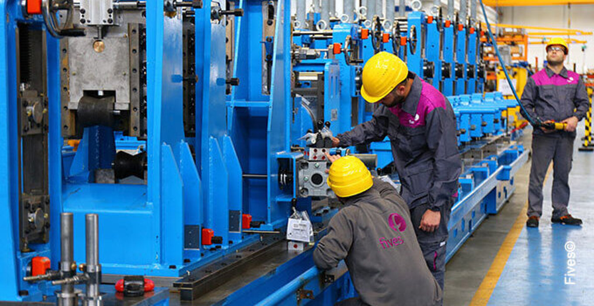 Advanced service packages for a customized assistance