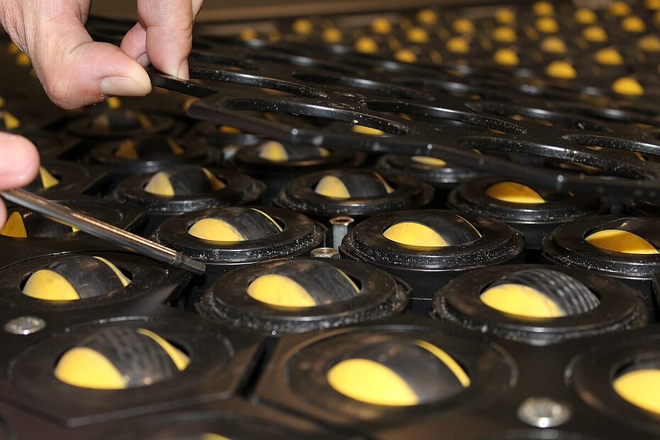 Fives’ Smart Automation Solutions Division | GENI-Hive™ pre-sorter