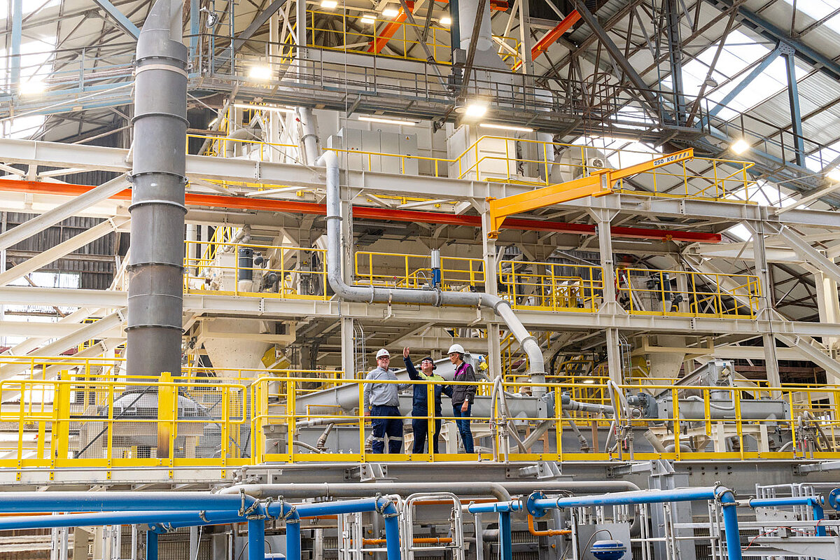 Accelerate the decarbonization of glass packaging with Verallia & Fives ...